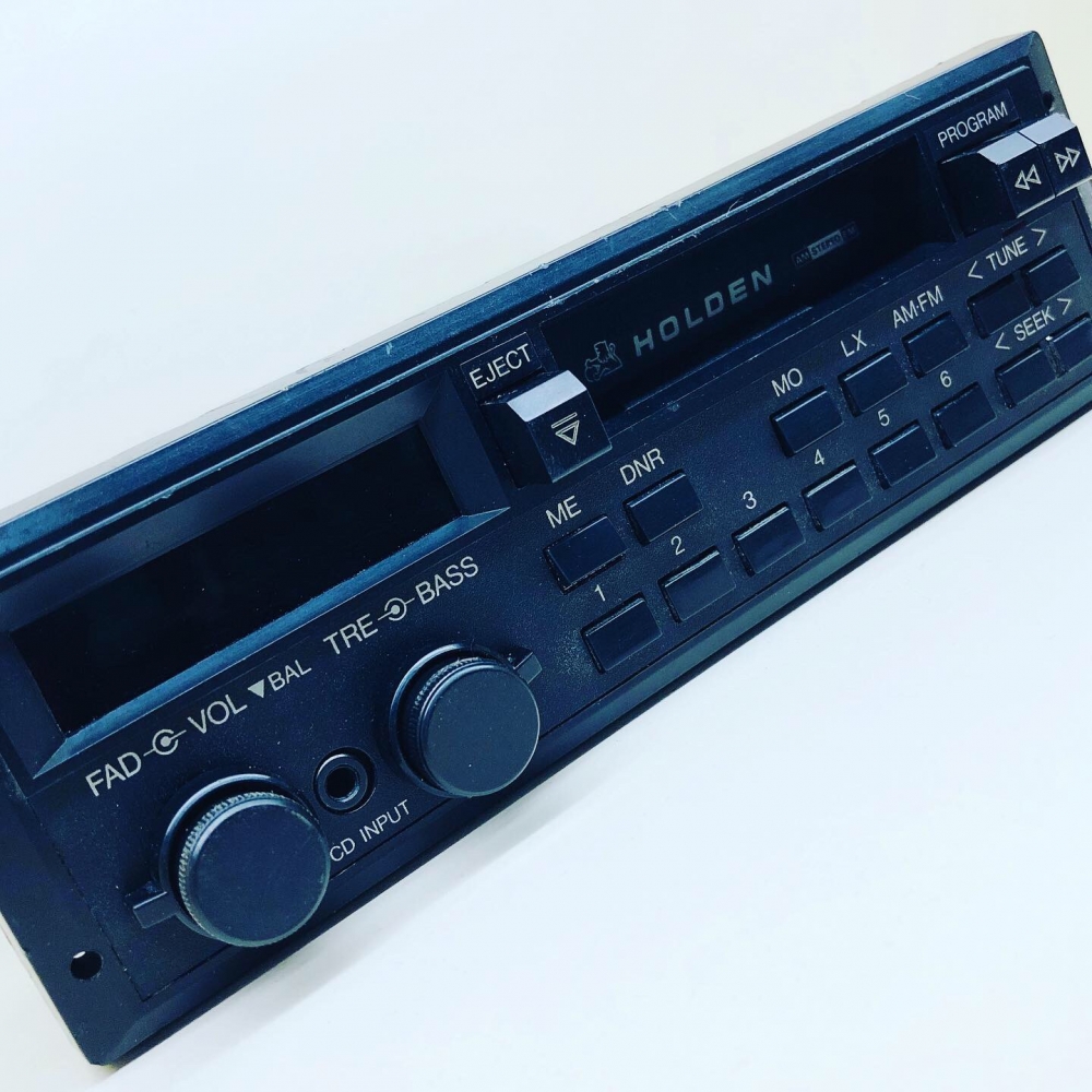 CAS CUSTOM OE-SERIES BLUETOOTH AM/FM USB AUX RADIO KIT : HOLDEN ...