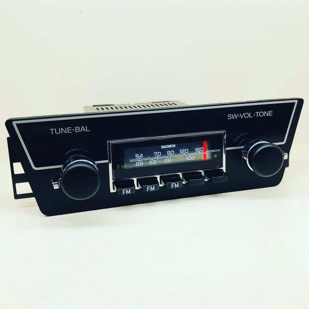 CAS PLATINUM-SERIES BLUETOOTH RADIO CONVERSION : 1975-78 DATSUN 280Z