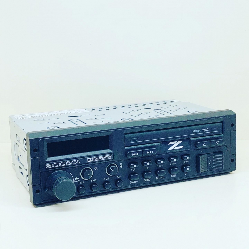 NISSAN 300ZX INSPIRED SQR-46 BLUETOOTH DAB+ 1-DIN CAR RADIO