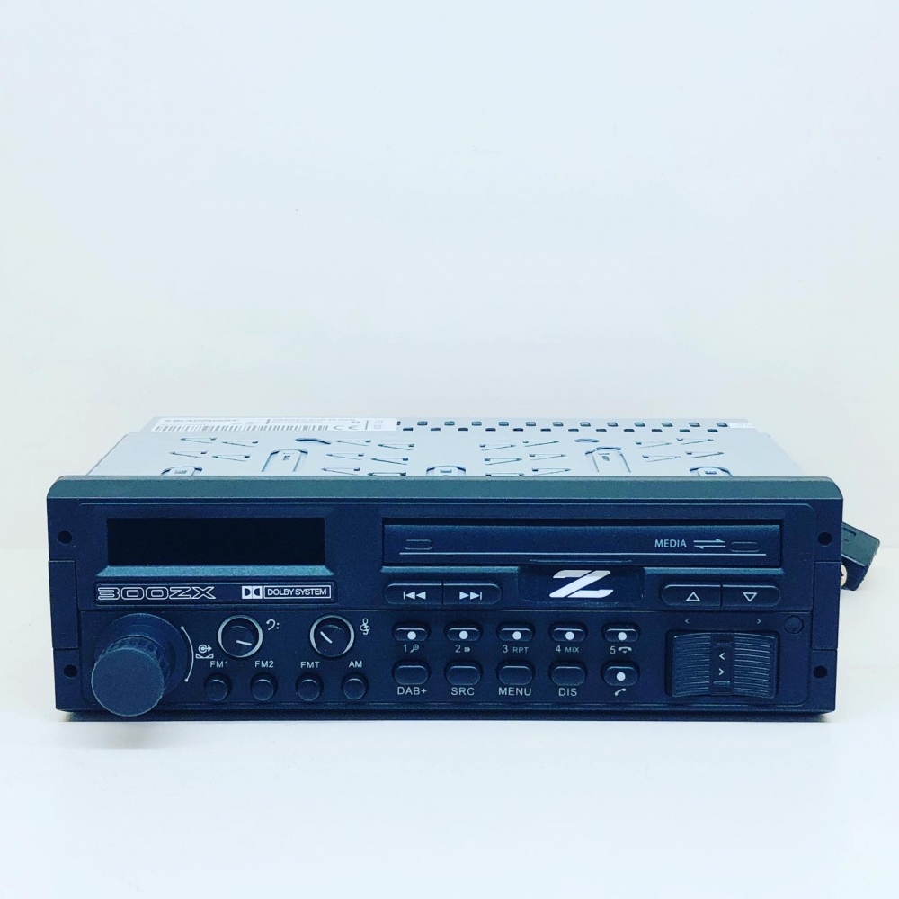 NISSAN 300ZX INSPIRED SQR-46 BLUETOOTH DAB+ 1-DIN CAR RADIO