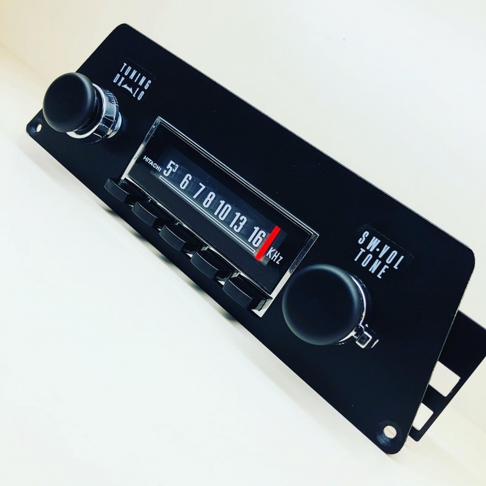 CAS PLATINUM-SERIES BLUETOOTH RADIO CONVERSION : 1970-73 DATSUN 240Z ...